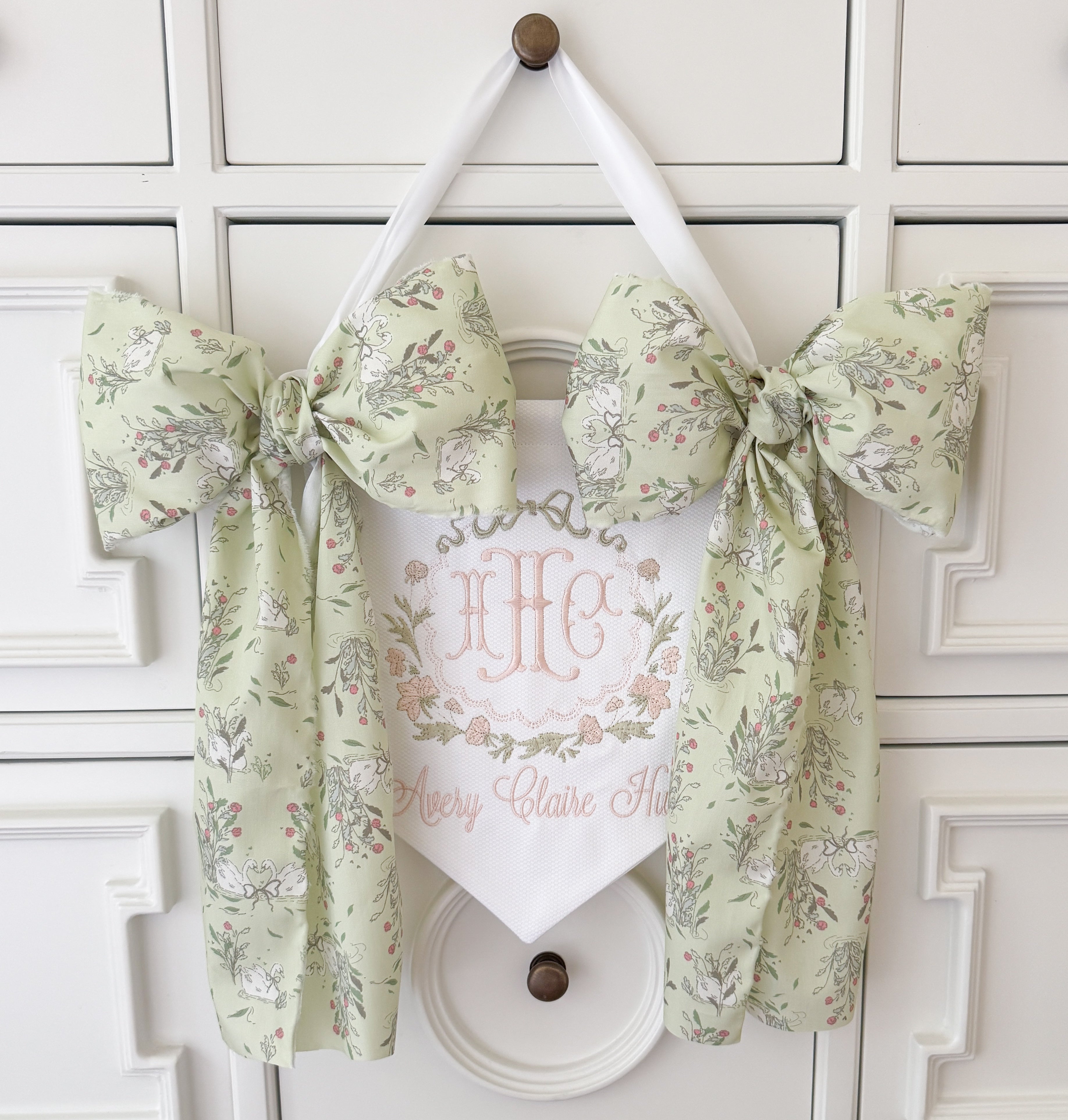 Southern Scallop Bespoke Banner – Petite Petal Embroidery Atelier